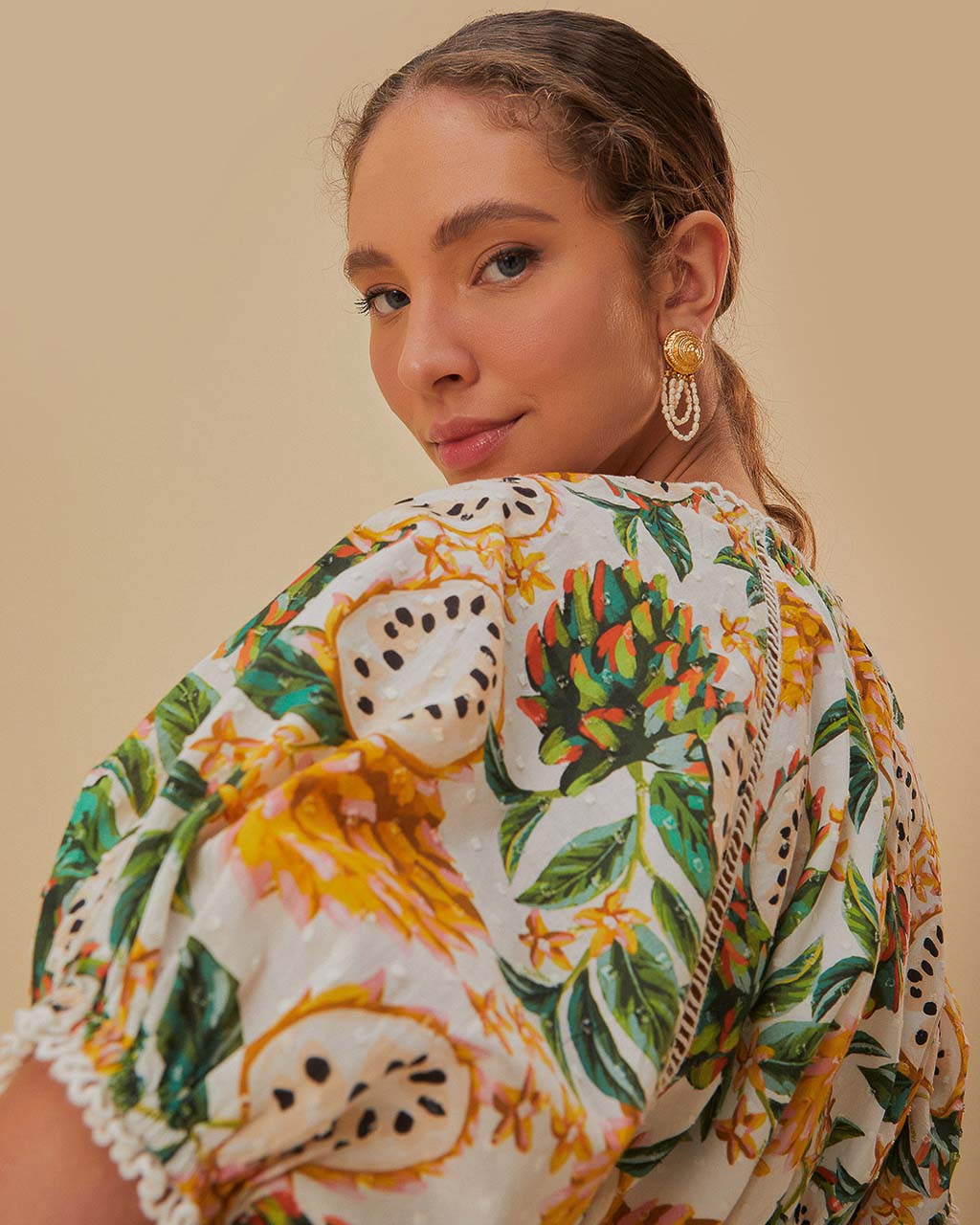 Off-White Biriba Cropped Top – ban.do
