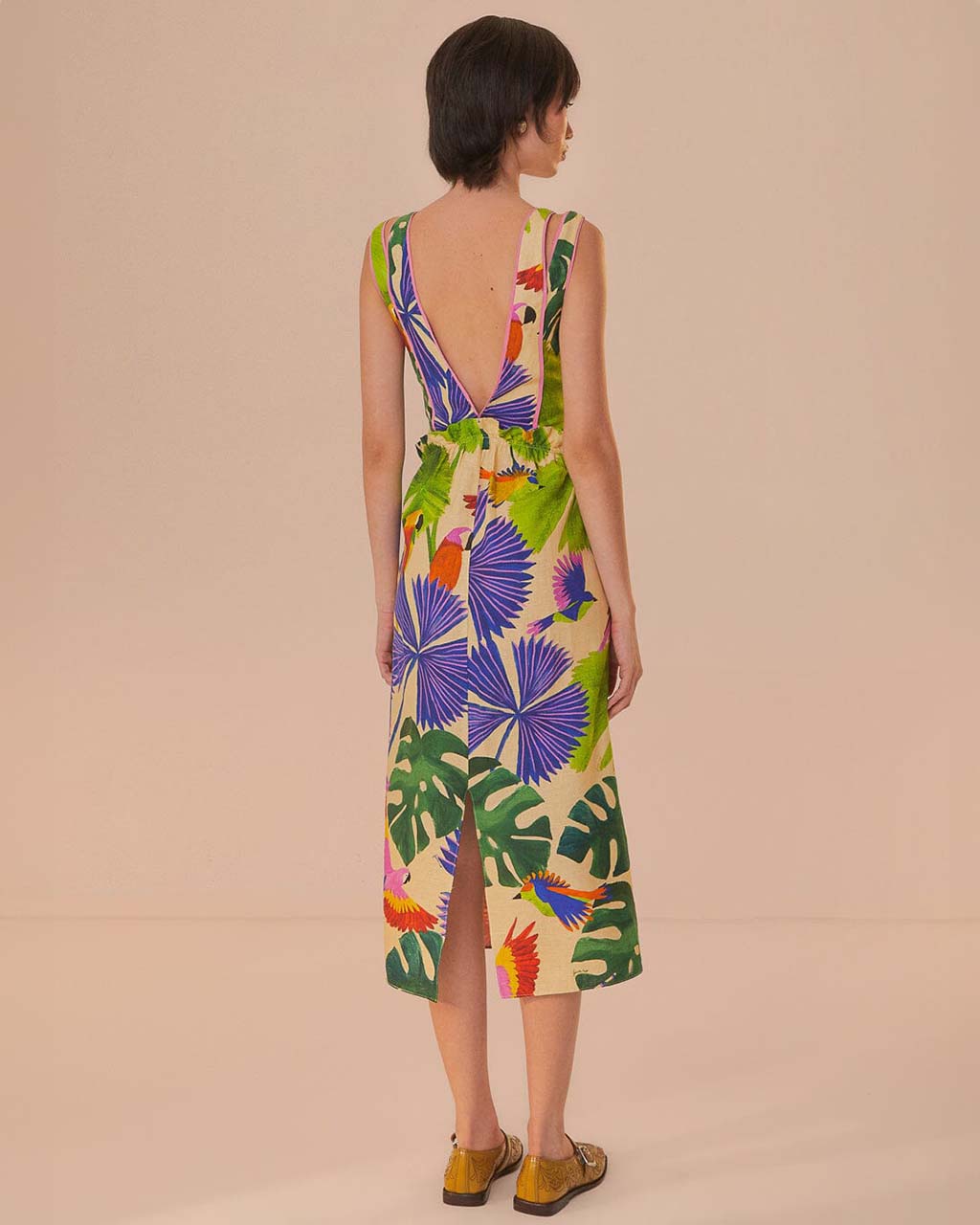 Sand Macaw Jungle V Neck Midi Dress – ban.do