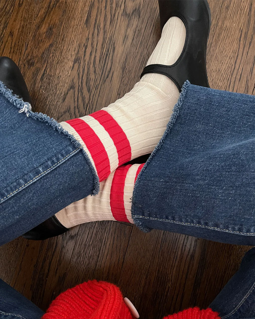 Her Varsity Socks - Red – ban.do
