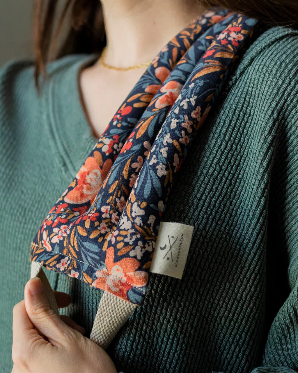 Neck Wrap Therapy Pack - Pom Blossom – ban.do