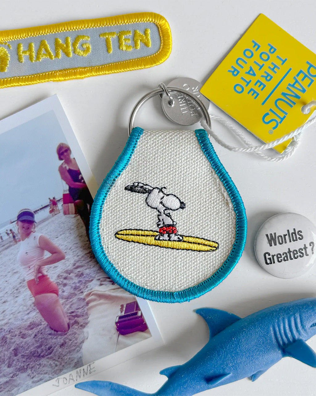 Snoopy Surf Patch Keychain – ban.do